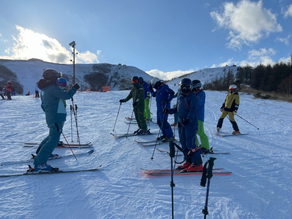第48回「横浜市民スキー教室」行事レポート | クリスタライズスキークラブ